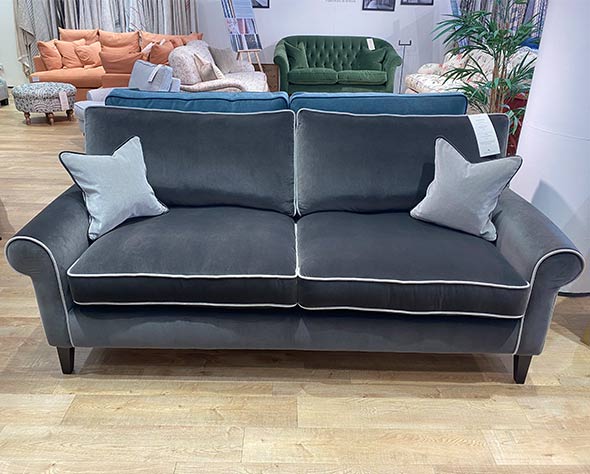 Discount Sofas | Bespoke Sofas | Sofas & Stuff